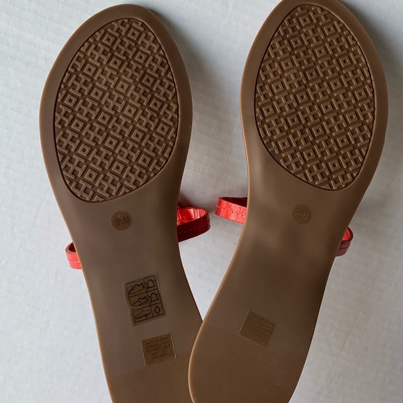 Tory Burch | Shoes | Gabriel Flat Thong | Poshmark